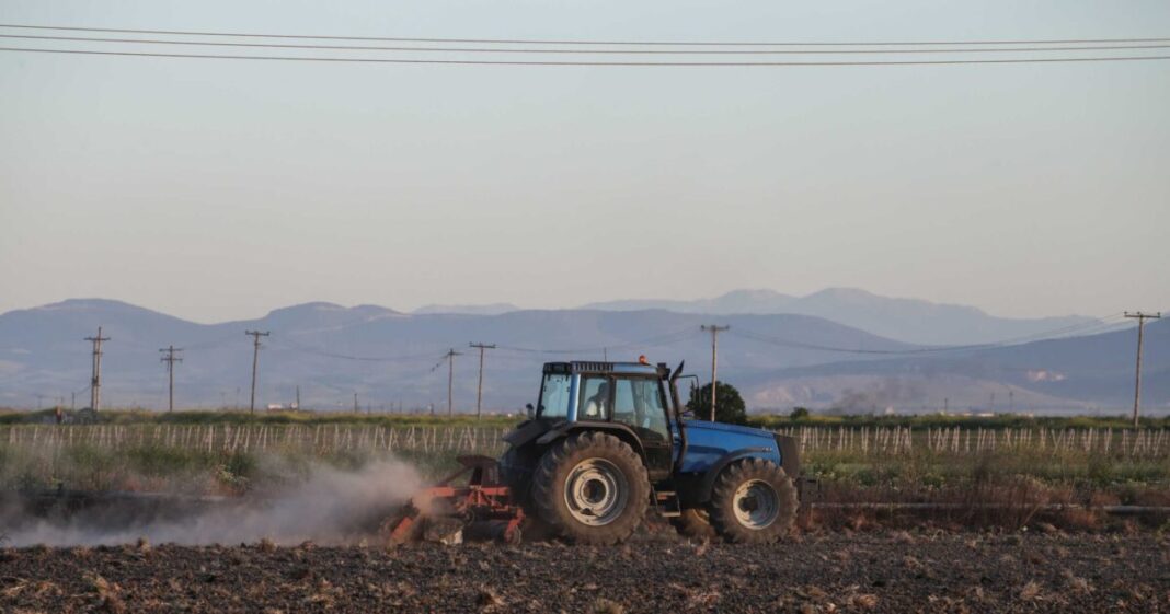 Αγρότες: Επιπλέον πληρωμές 487,9 εκατ. ευρώ από ΟΠΕΚΕΠΕ και ΕΛΓΑ ...
